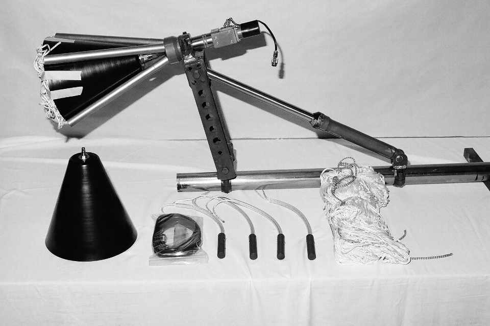 Net Guns - Ace Live Animal Capture - quality net guns for animal ...